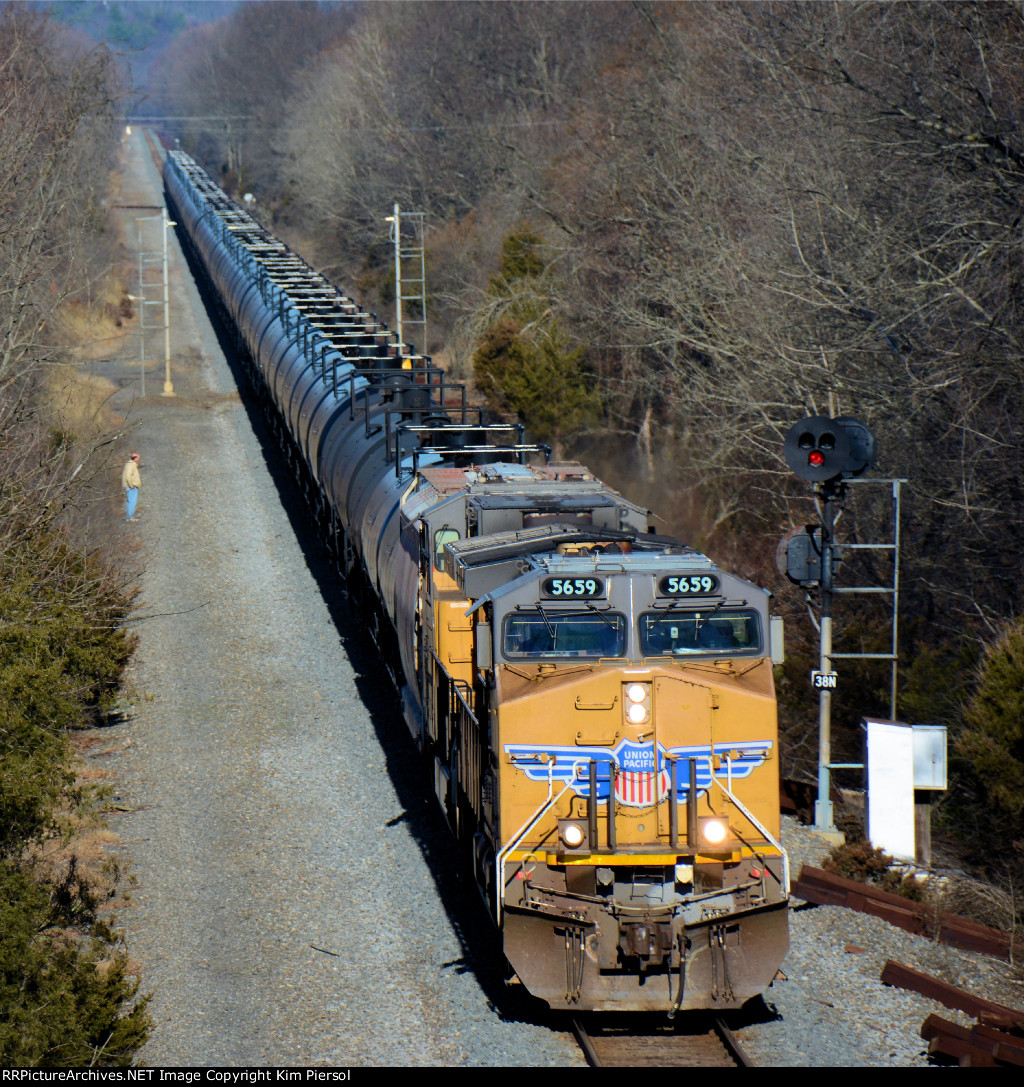 UP 5659 CSX Train K602 Ethanol Loads